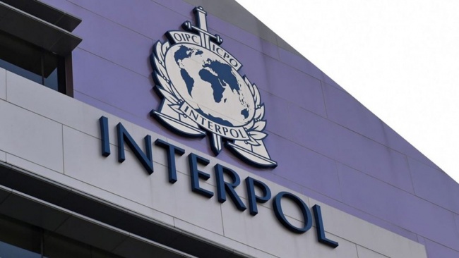 Interpol detuvo a uno de los prófugos más buscados de Argentina - Primera Edición