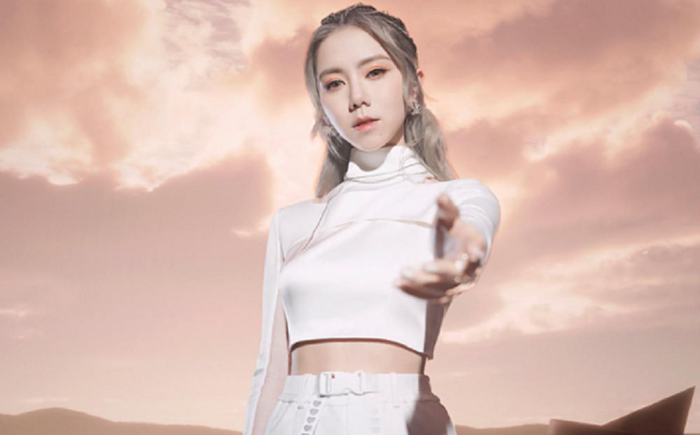 La china GEM lanzó un disco íntegramente en español - Primera Edición