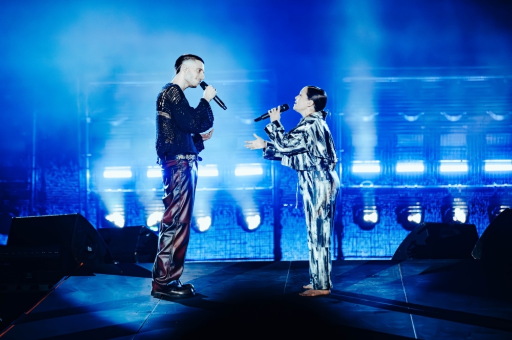 Wos presentó el video “La Niebla” en vivo junto a Natalia Lafourcade ...